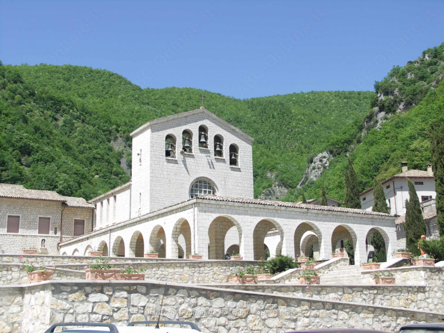 Cosa vedere a Cascia: il santuario di Santa Rita e Roccaporena